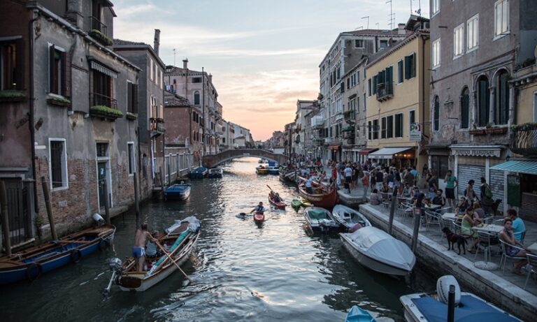 Kayaking in Venice (Italy): a comprehensive guide of the canals
