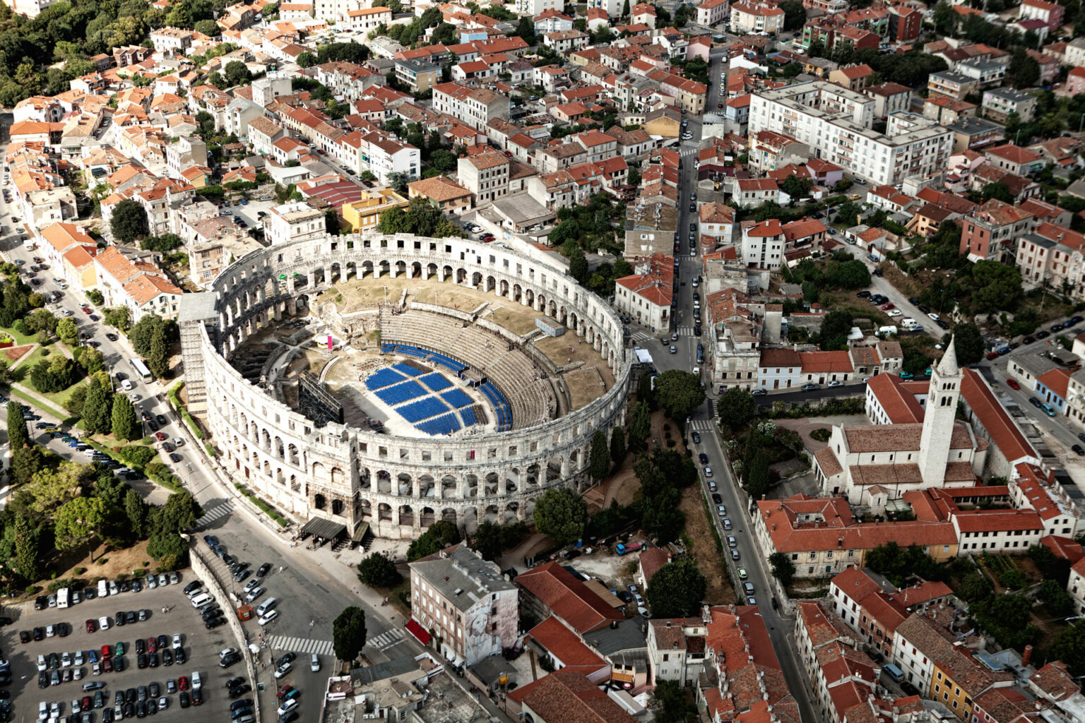 Pula: discover the history and the places to explore