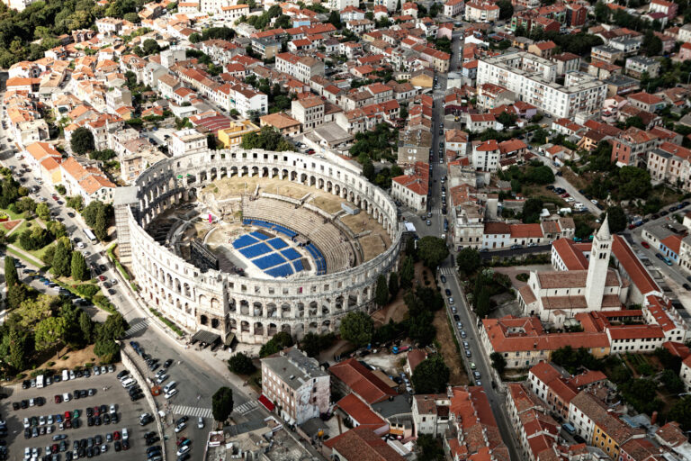 Pula: discover the history and the places to explore